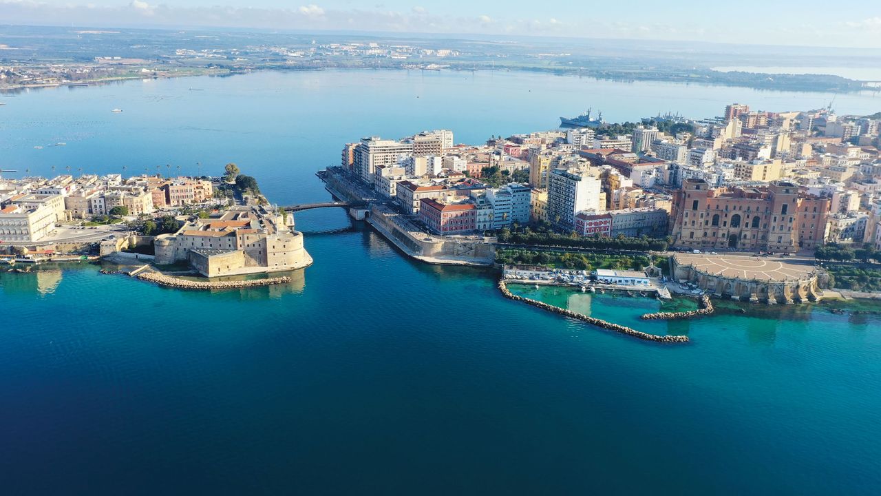 Molo Sant'Eligio - Superyacht Marina | Dockwalk